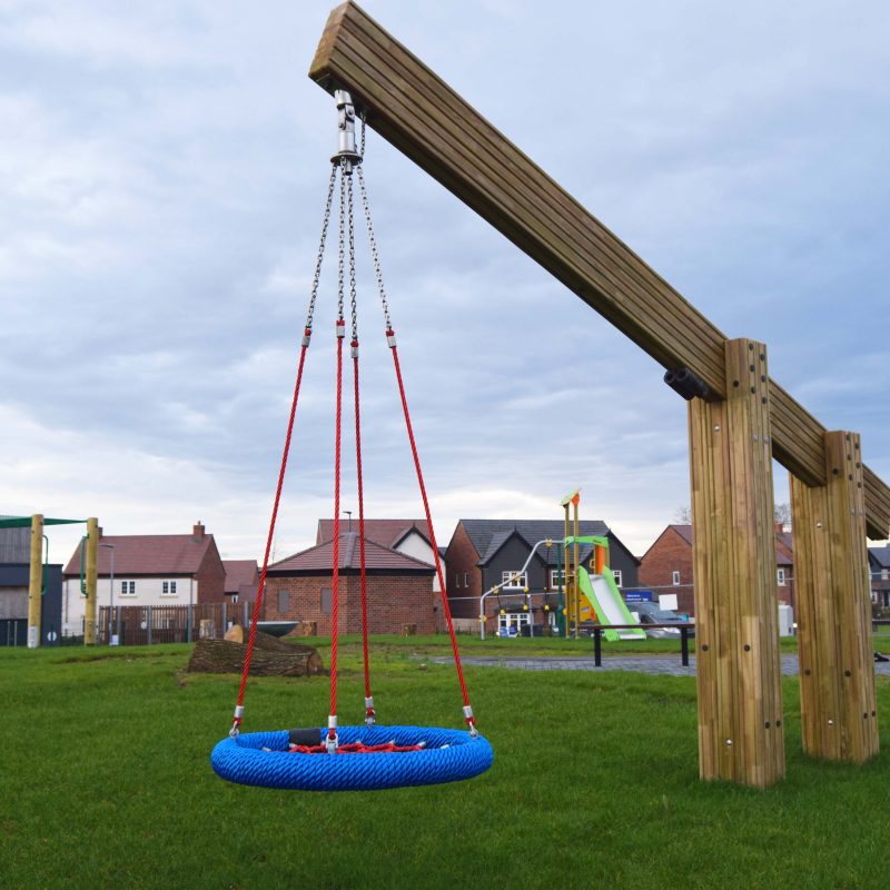 Timber Cantilever Swing – Streetscape Products & Services