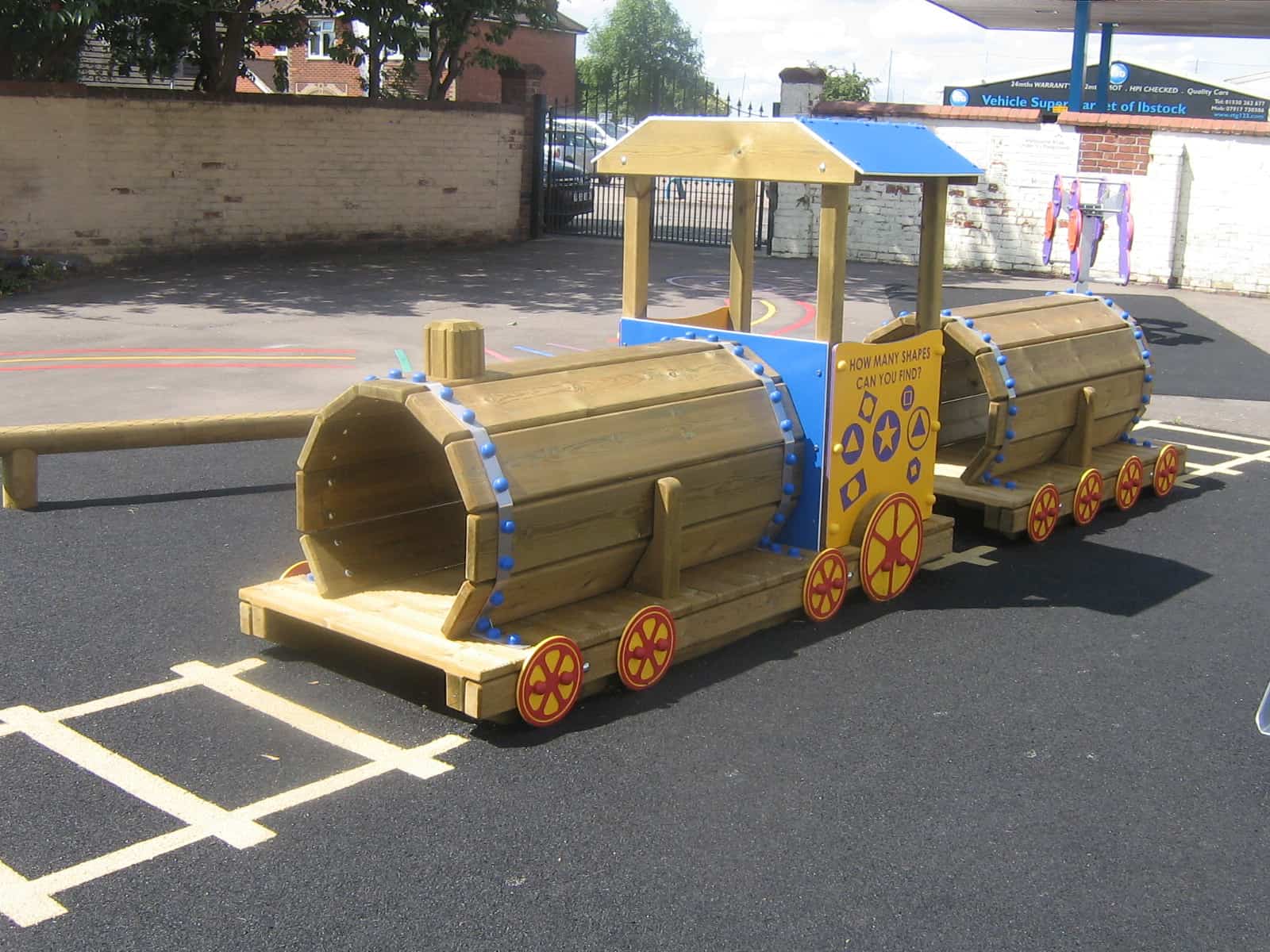 Play Train – Streetscape Products & Services