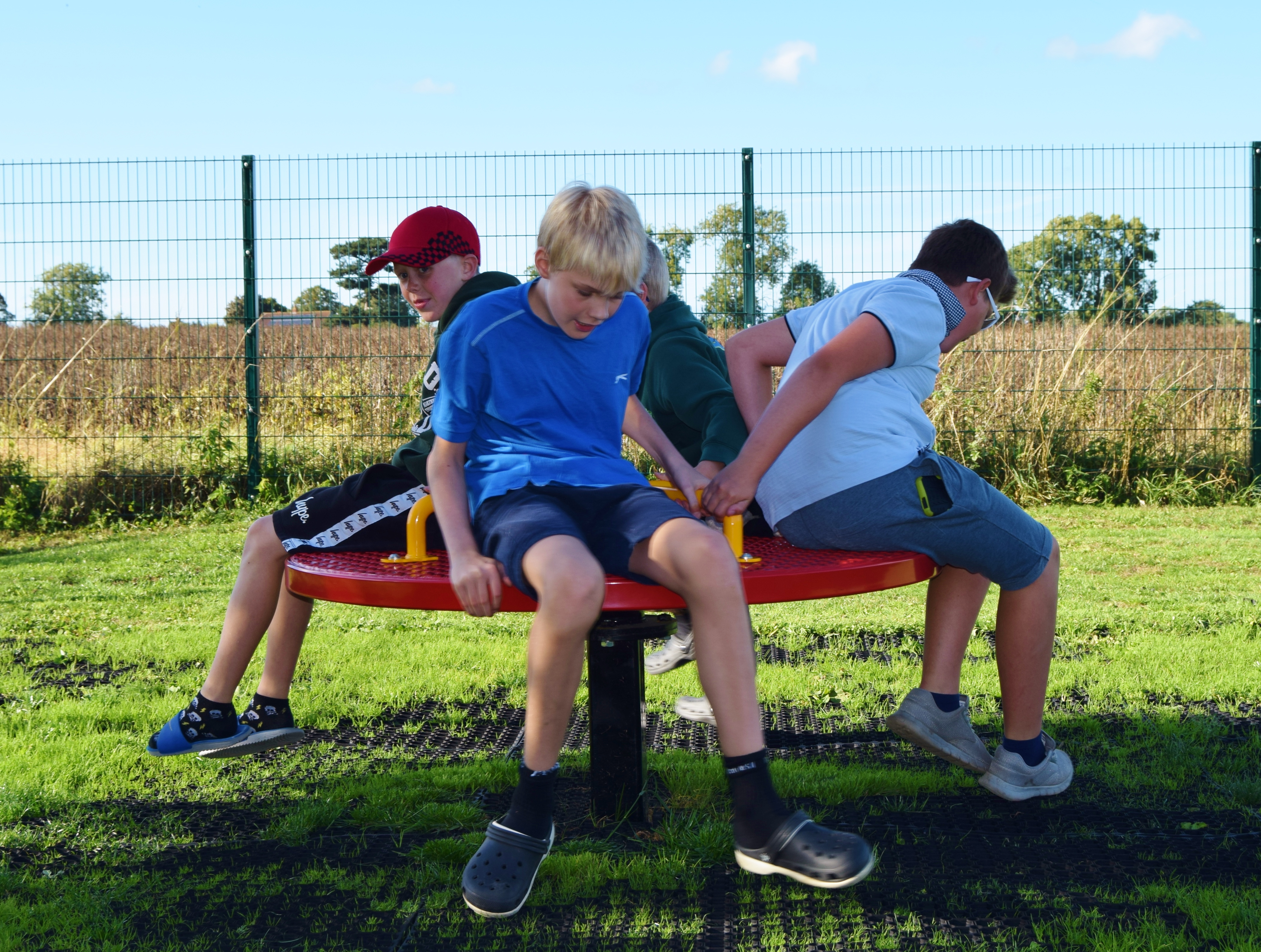 Sturdy Disgo Raised Rotator – Streetscape Products & Services